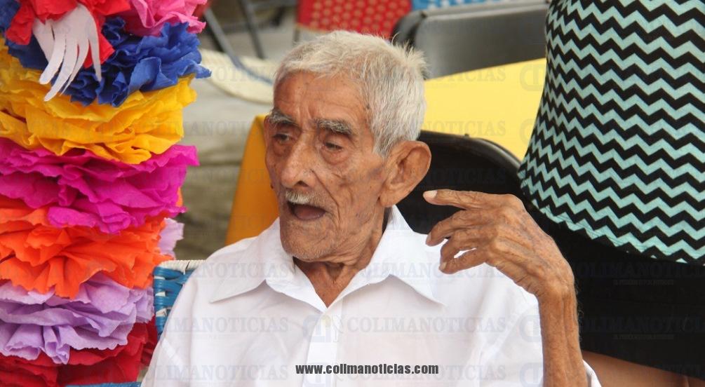 don gerardo ballesteros 06102013 tecomán 100 años | Colima Noticias