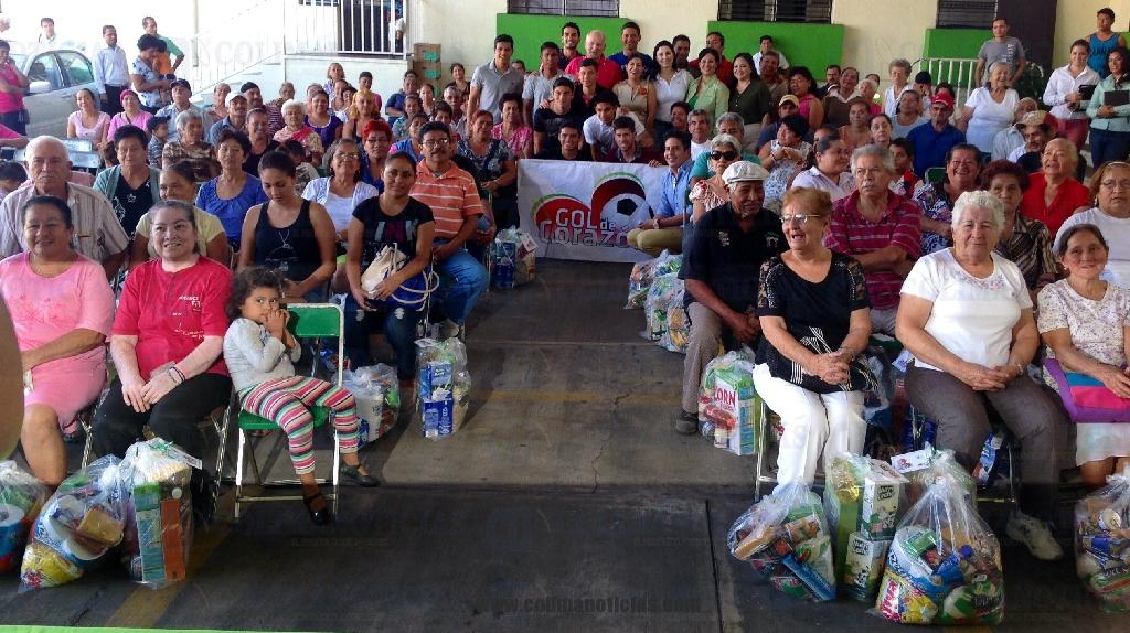 Benefician DIF Estatal y Loros de la UdeC benefician a 100 familias ...