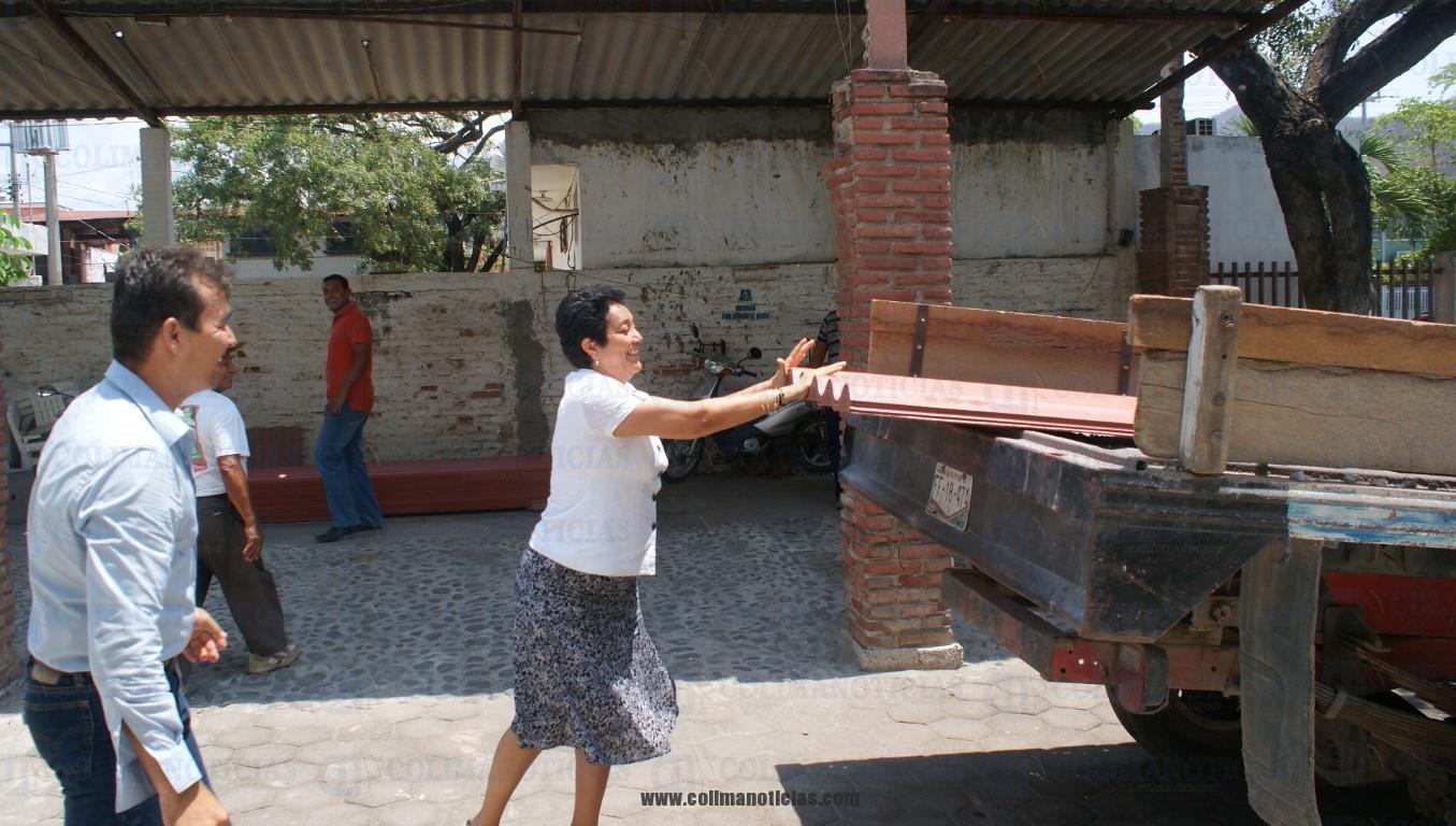 Ayuntamiento de Armería entrega paquetes para mejoramiento de vivienda ...