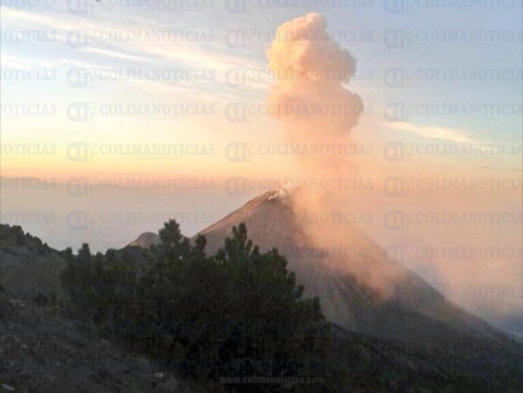 Volcán de Fuego de Colima emite exhalación de 600 metros de altura ...