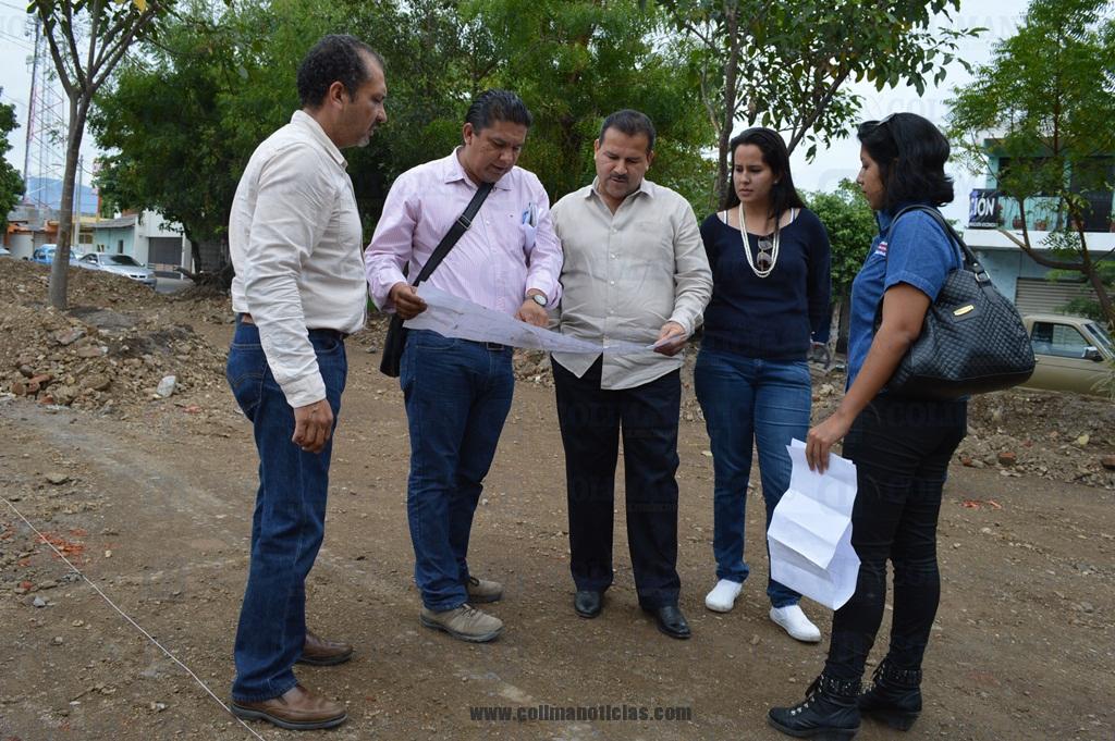 Supervisa el alcalde Héctor Vázquez obra de rehabilitación del Parque ...