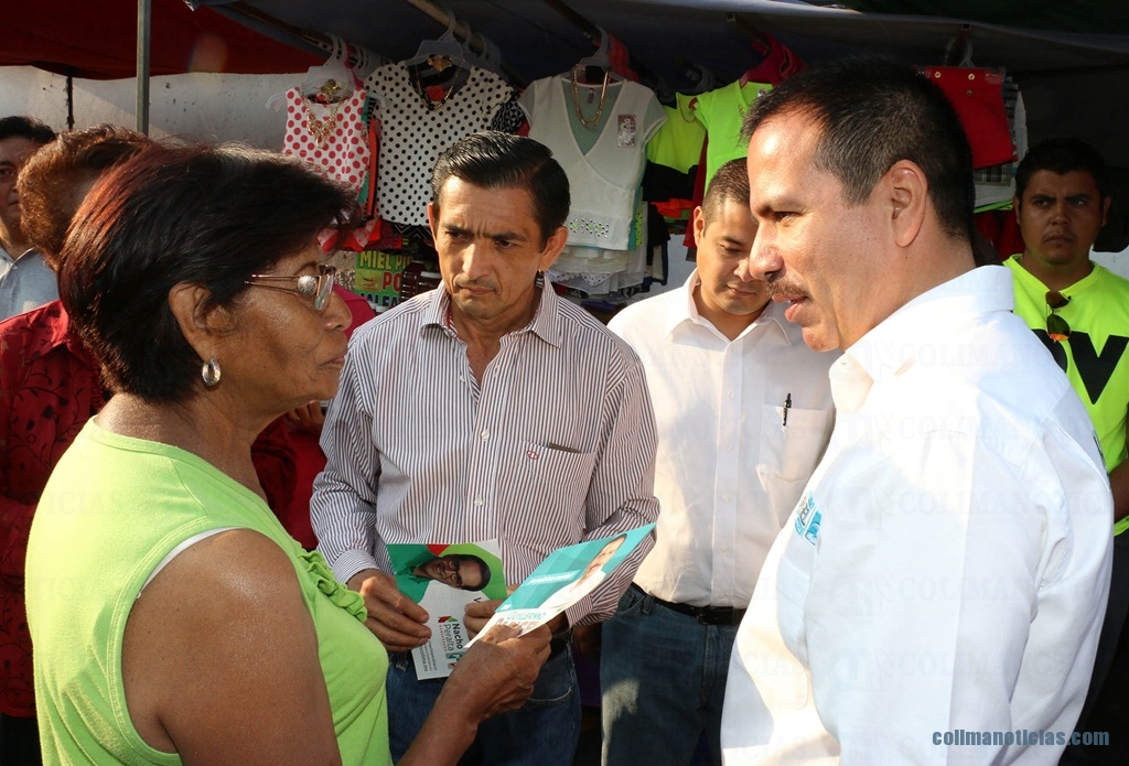 Guillermo Rangel escucha propuestas y requerimientos de tianguistas de ...