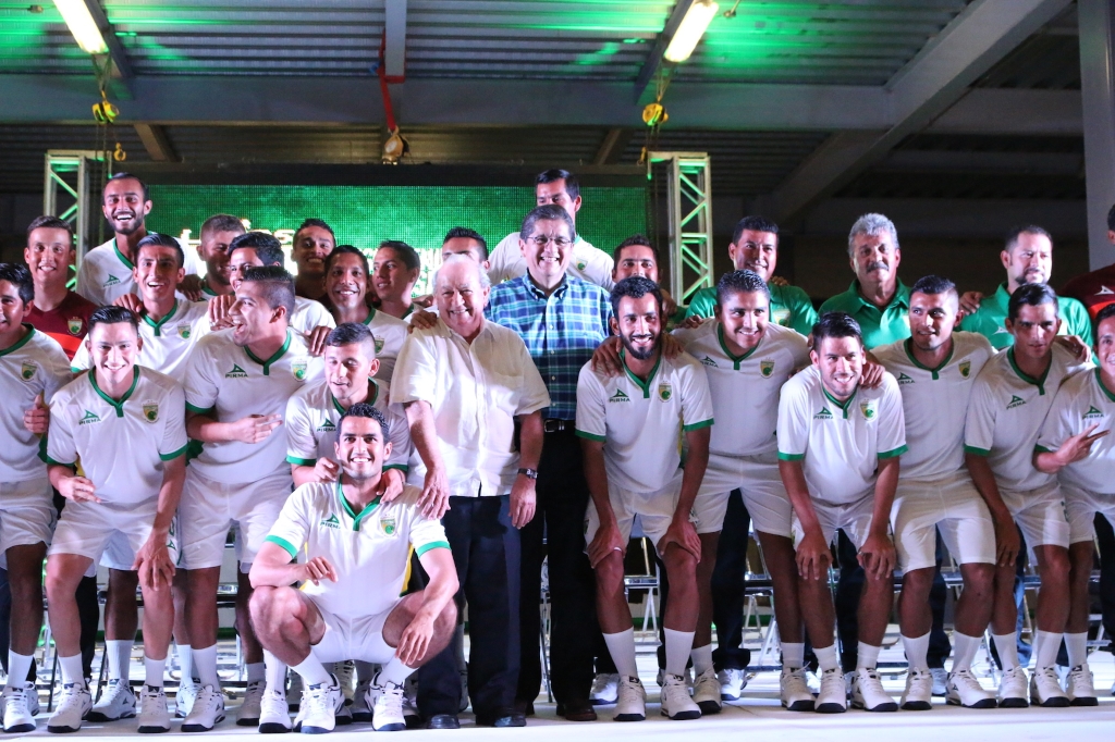 Loros presenta nuevo plumaje y equipo | Colima Noticias