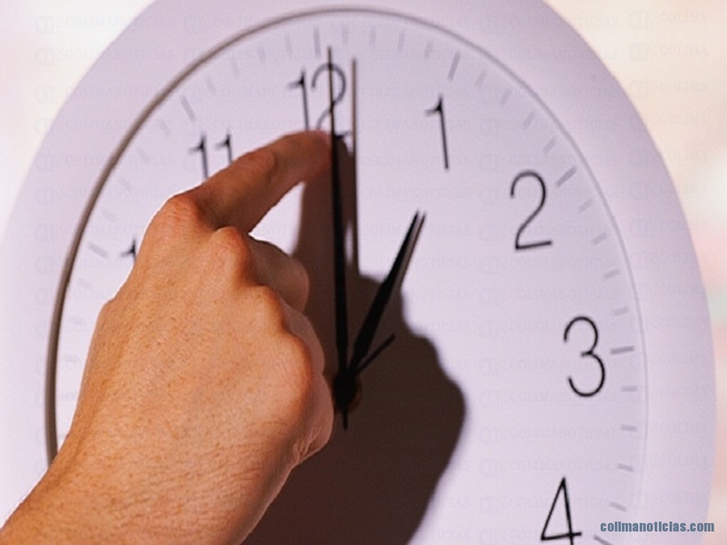 Hoy en la noche atrase su reloj una hora | Colima Noticias