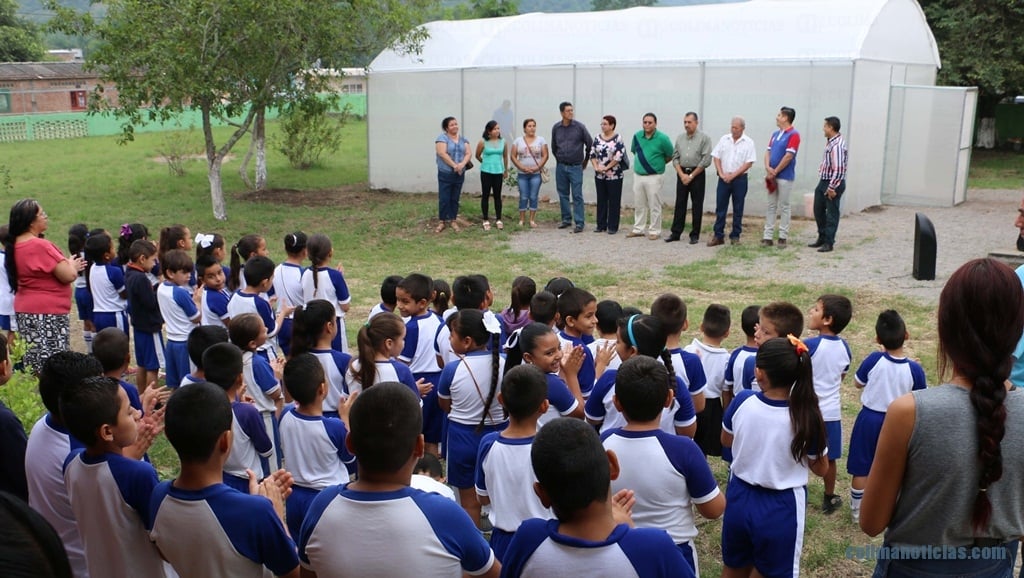 Inaugura DIF Estatal túnel rústico en la comunidad de Tepames | Colima ...