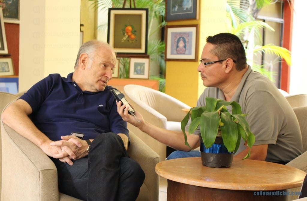 Loros, afina detalles para ser protagonista: Jimmy Goldsmith | Colima ...