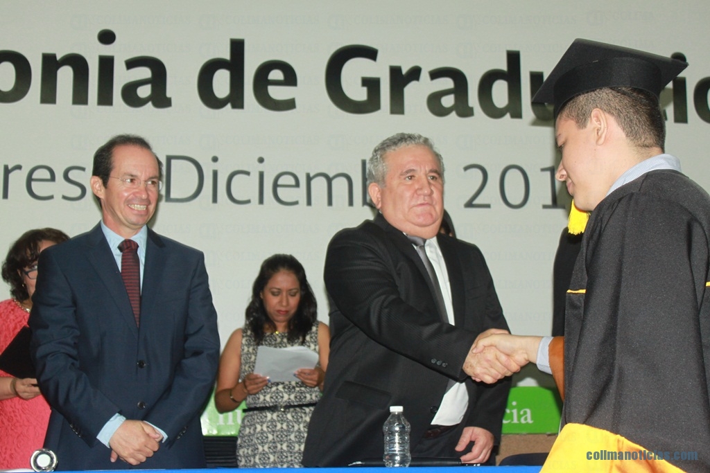 Se gradúan 174 profesionistas en el Tecnológico de Colima | Colima Noticias