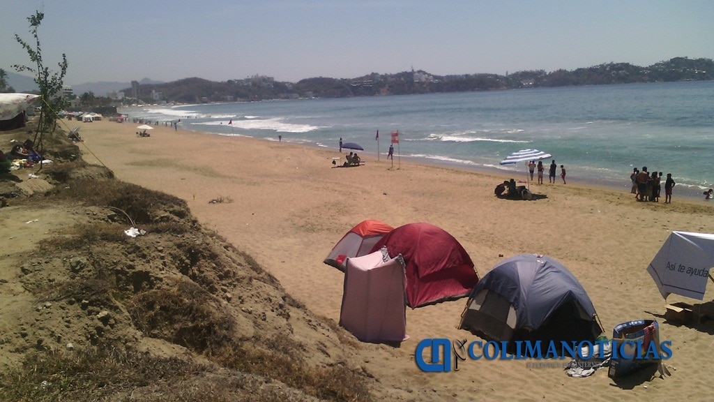 Calor y efecto de mar de fondo en las playas de Colima | Colima Noticias