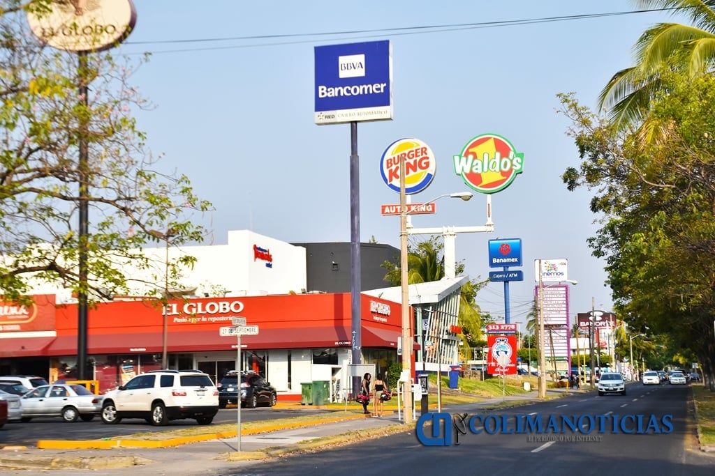 Detienen a asaltante cerca de una plaza de la Av. Felipe Sevilla del ...