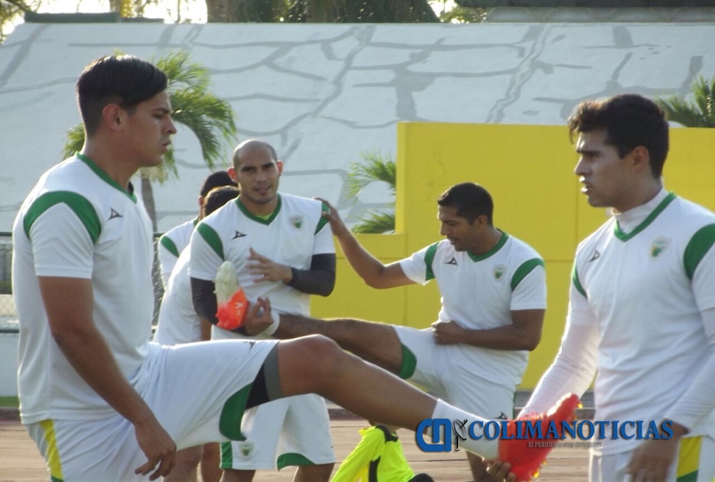 Loros cierra preparación | Colima Noticias