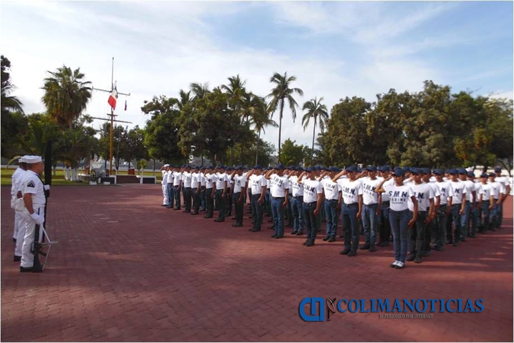 Armada de México en Manzanillo, realiza toma de protesta de bandera a ...