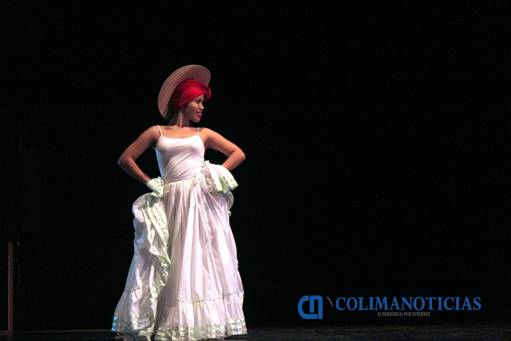 Presentan alumnos del IUBA piezas coreográficas | Colima Noticias
