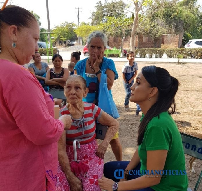Padres de familia apoyan propuesta de la candidata a senadora Gabriela ...