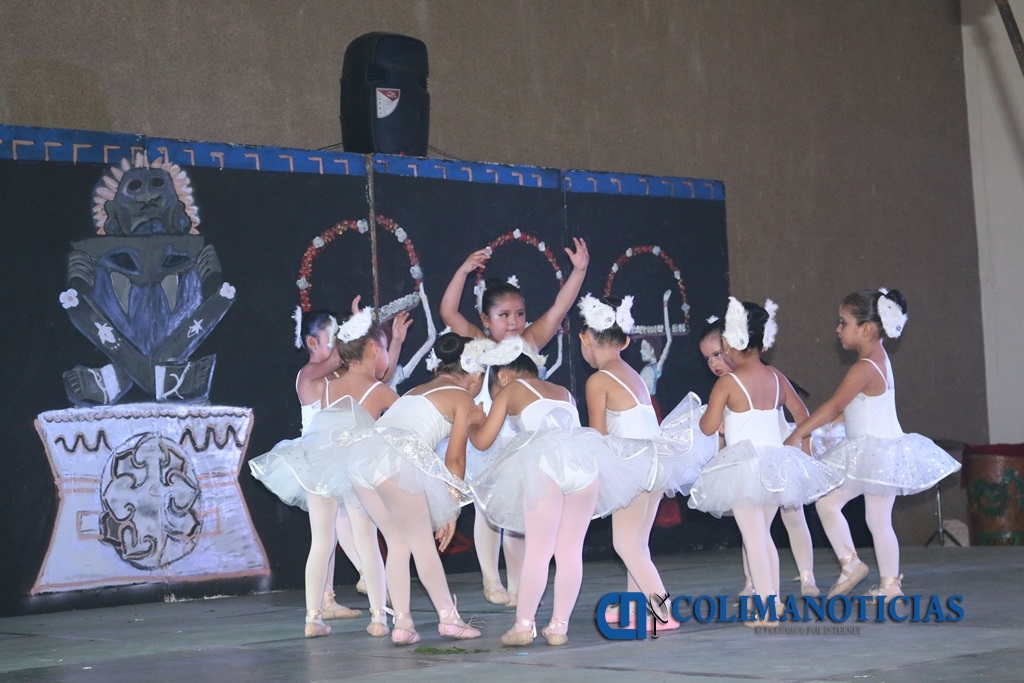 Realiza CUBAM muestra artística semestral | Colima Noticias