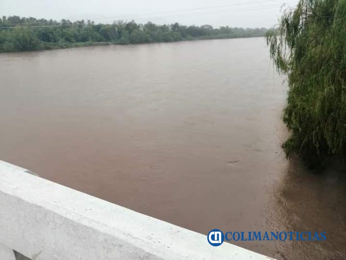 A su máxima capacidad el Río Marabasco | Colima Noticias