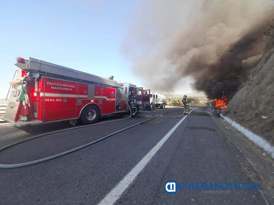 Sofocan incendio sobre el libramiento El Naranjo | Colima Noticias