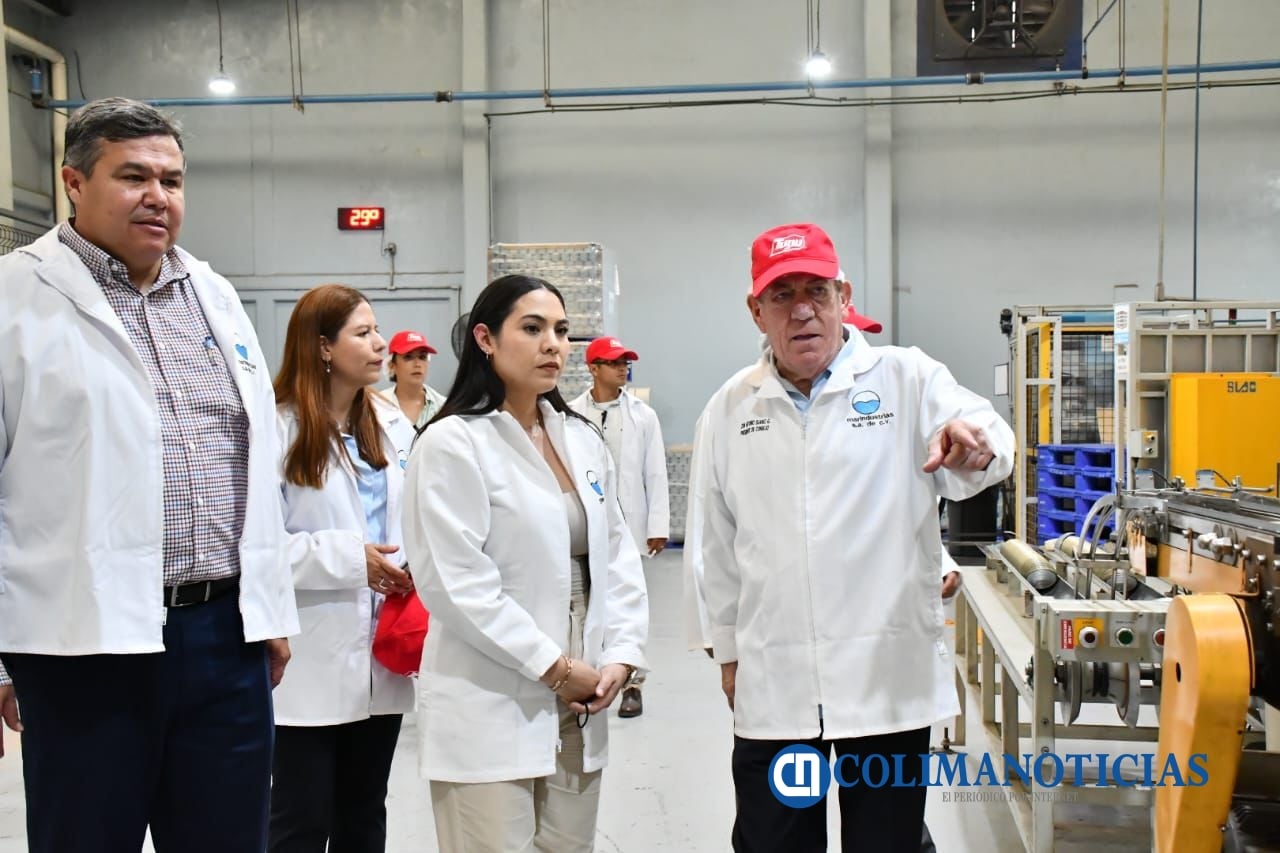 Don Antonio Suárez recibe en su empresa Grupomar, la visita de la Gobernadora de Colima, Indira ...