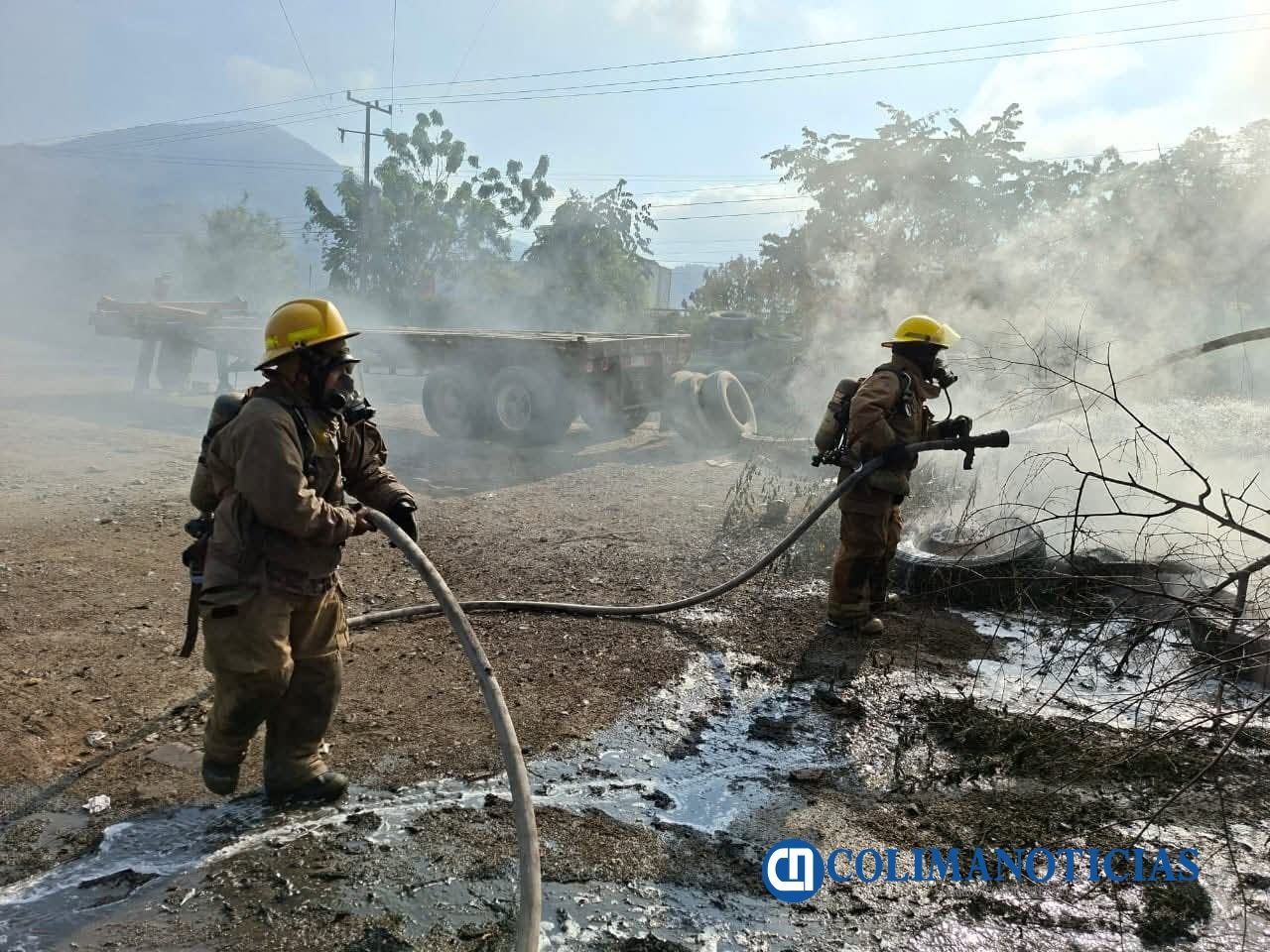 Controlan incendio de neumáticos en patio de Contenedores del ejido ...
